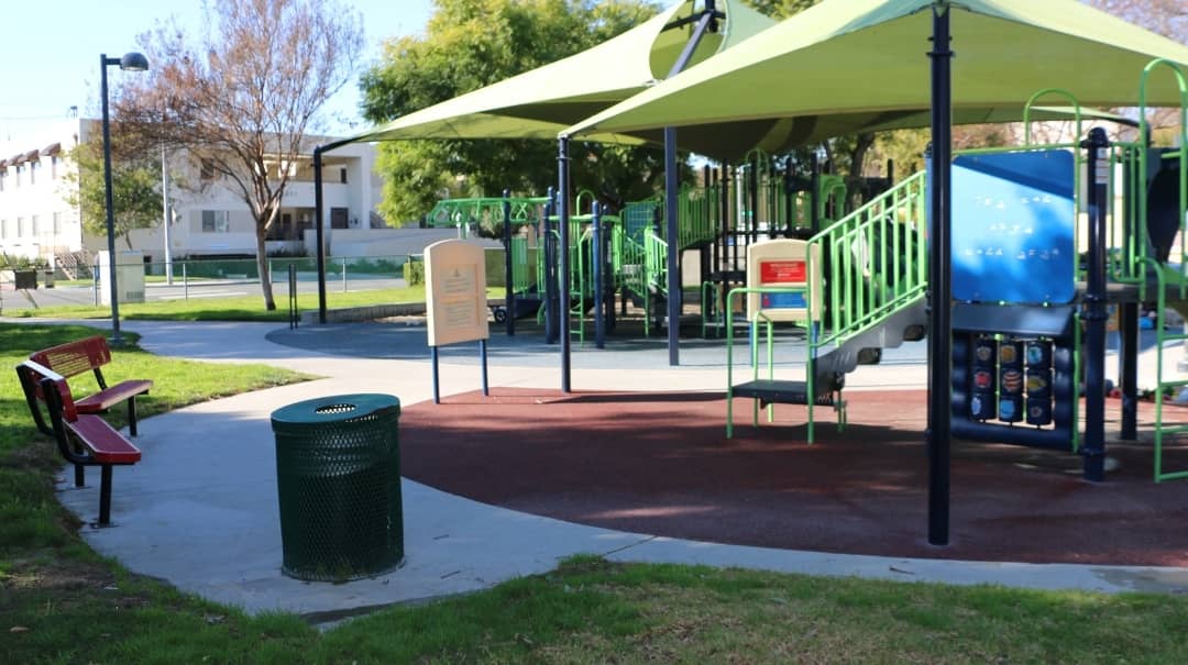 Earthwalk Park - Parks & Recreation - City of Burbank